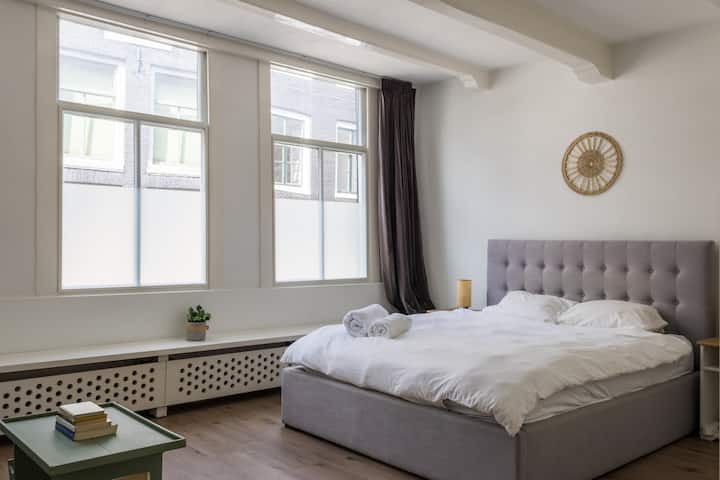 Spacious, Clean Apartment In The Heart Of The City - Zaandam