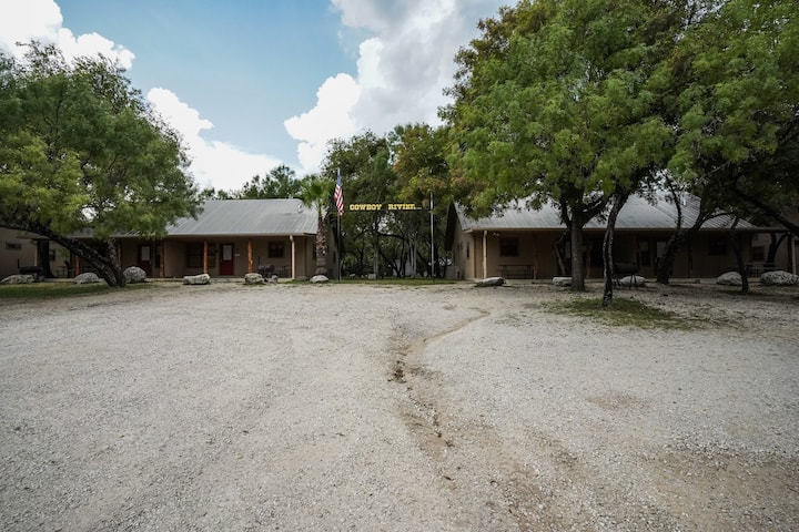 Riviera F - Concan, TX