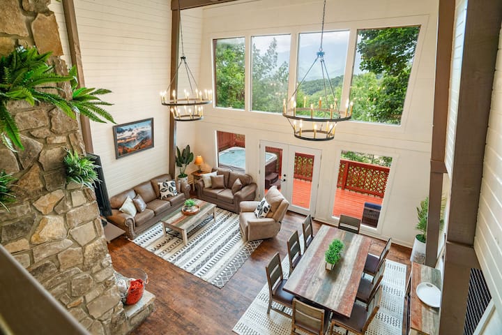 Huge Mtn Views/3miles To Downtown/hottub/3 Pools - Gatlinburg, TN