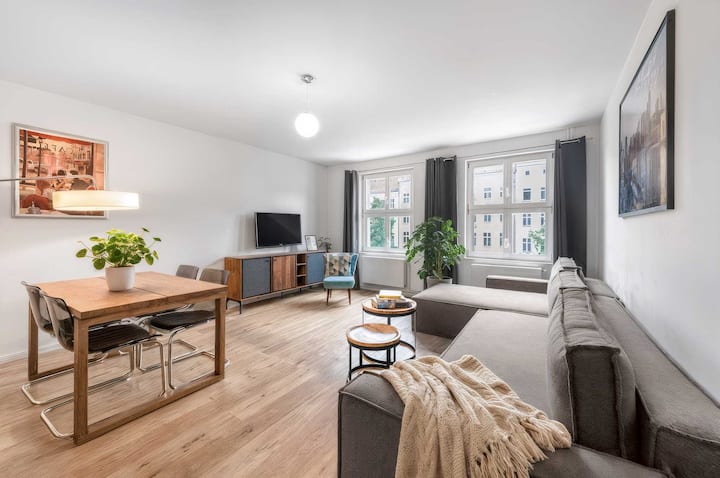 Thetor, 2brs, Family&group Friendly, 4- 6 Guests - Berlin