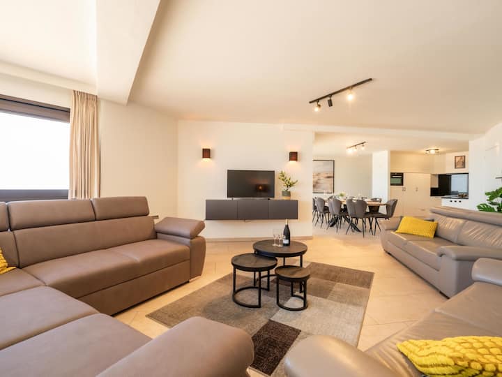 Aqua Vista With Parking And Seaview By Interhome - Blankenberge