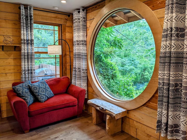 Bluegrass Highway ~8 Miles To Downtown Chattanooga - Chattanooga, TN