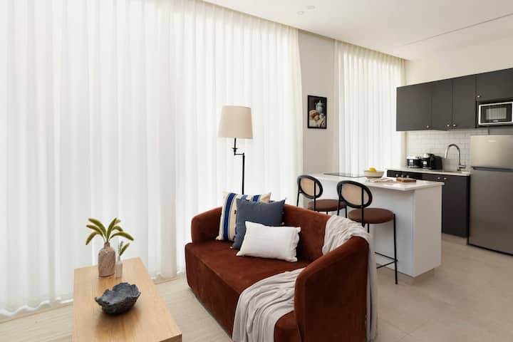 The J - *New*  Luxury Ground One Bedroom By Localz - Jerusalén