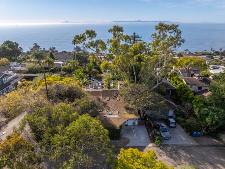 Danya's Cottage Room - (Dog Friendly) - Montecito, CA