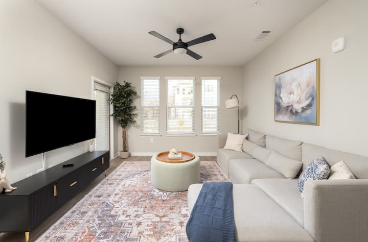 Serene, New Apt  | Pool | Long Stays - Athens, GA