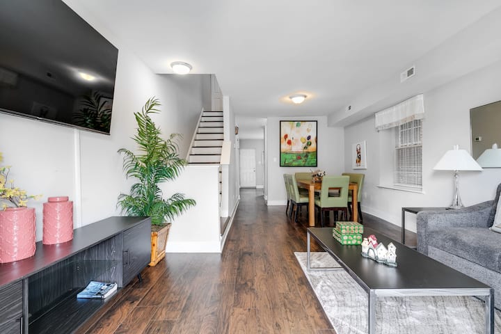 Spacious Carytown Home: 6br, Free Parking! - 里士滿