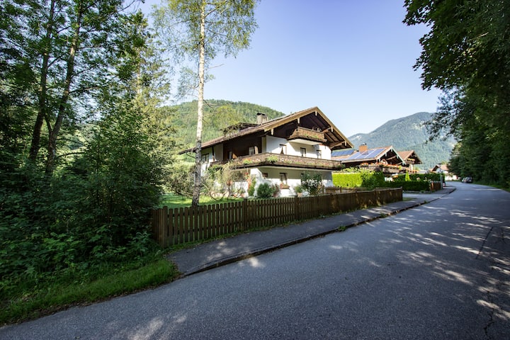 Appartement In Weißbach A. D. Alpenstraße - Schneizlreuth