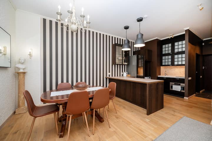 Spacious Apartment In Vilnius Old Town - Vilnius