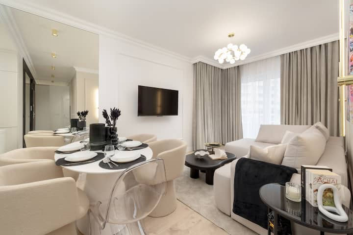 Elegant Apartment | 6 Guests | Near The Center - Wrocław