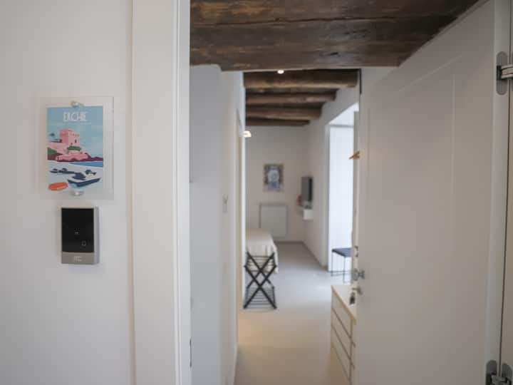 Charming Room In The Historical Center Of Salerno - Cetara