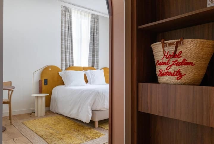 Hotel Saint-julien - Garden Level Room - Biarritz
