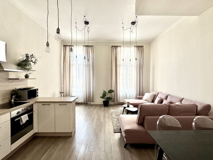 Spacious 3bd Apartment Near Wencelslas Square - Prag