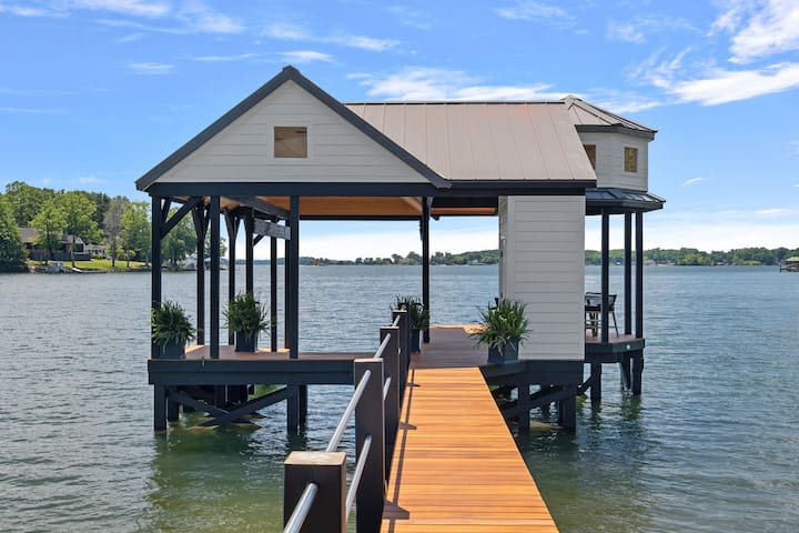 Memories Of Me By Socharm | Lakefront Vacation - Denver, NC