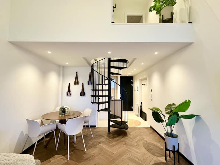 Das Alpenzeit Loft Mit Balkon Und Bergblick - Bad Mitterndorf