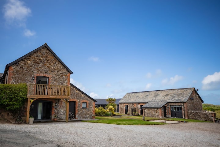 Butterwell, 1 Bed Retreat With Stunning Views - Crackington Haven