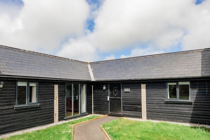 Braddon - Treworgie Barton Cottages - Crackington Haven