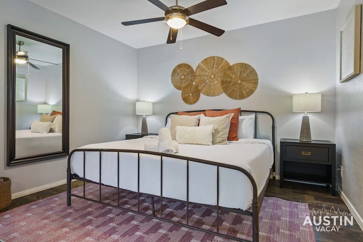 Studio Near Downtown + Free Parking + Pets Allowed - 오스틴