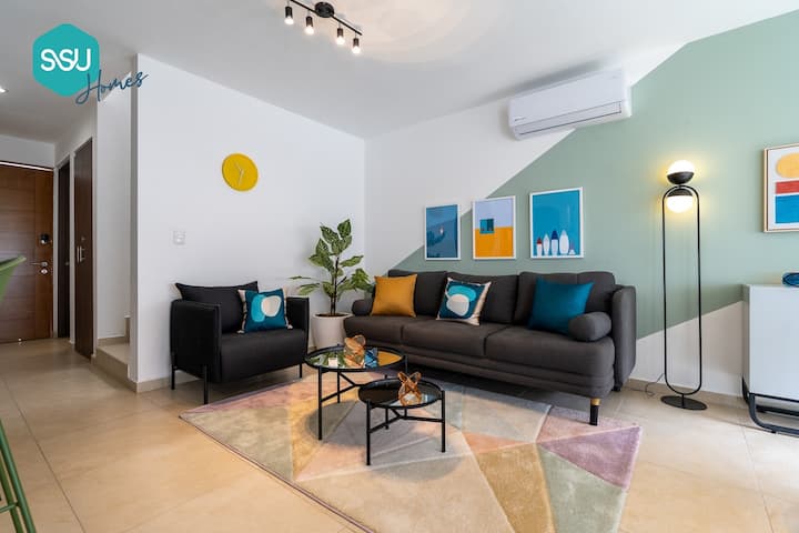 Arcade Gamer Family Home - Querétaro