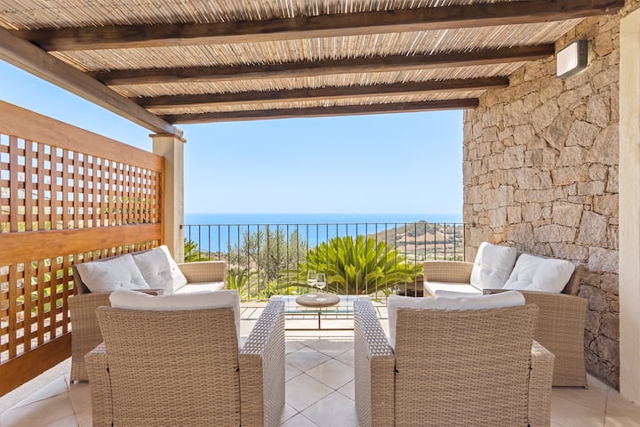 Casa Lulù Avec Piscine Et Vue Sur La Mer - Tertenia