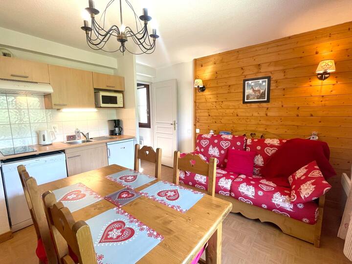 Residence With Pool At The Foot Of The Slopes - Flumet
