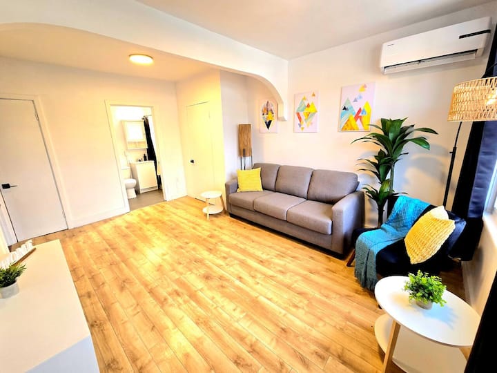 1ch + Divan-lit + Wifi + Stationnement Gratuit Rue - Levis