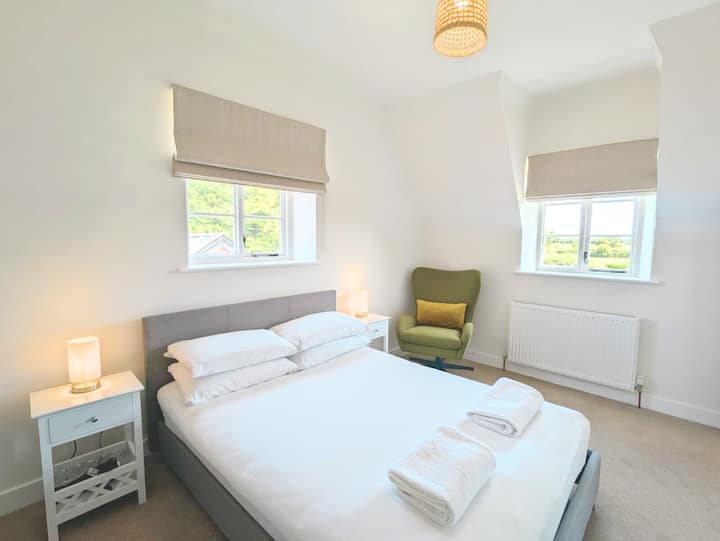 Rural Retreat, Dog Friendly, Garden, Near Beach - Chichester