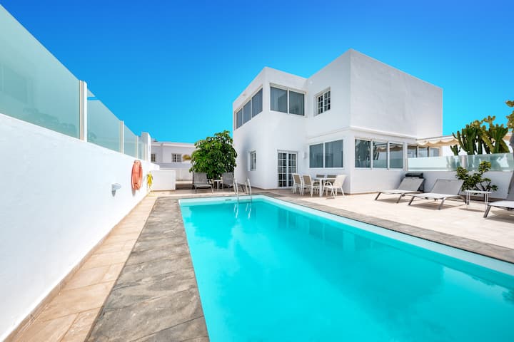 Lanzarote 2 - Private Pool, Air-con And Bbq By Lan - Playa Blanca