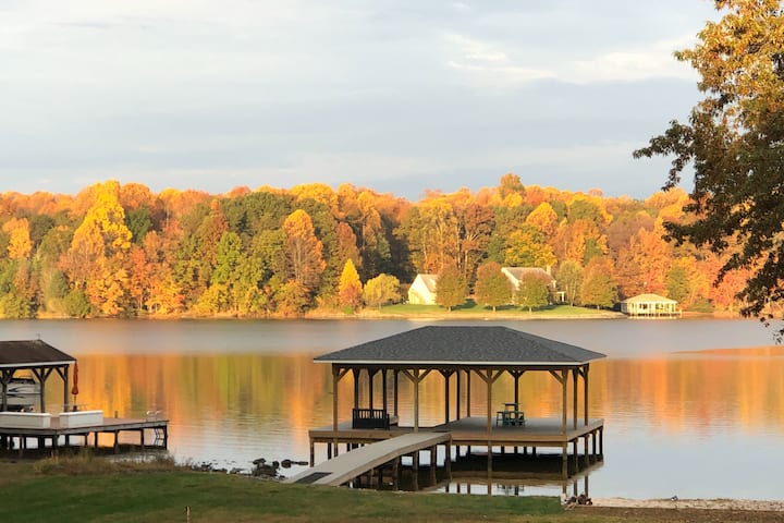 Waterfront Lake Anna Home: Winter Family Escape! - Bumpass, VA