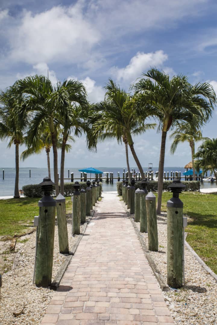 Exec Bay 3 Bedroom W/heated Pool, Marina, Tennis - Islamorada, FL