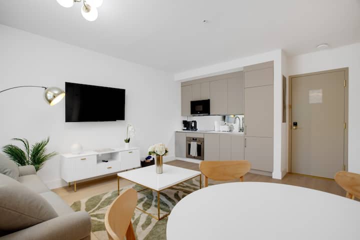 Vonder Miami Beach - Unit 11 - Fisher Island, FL