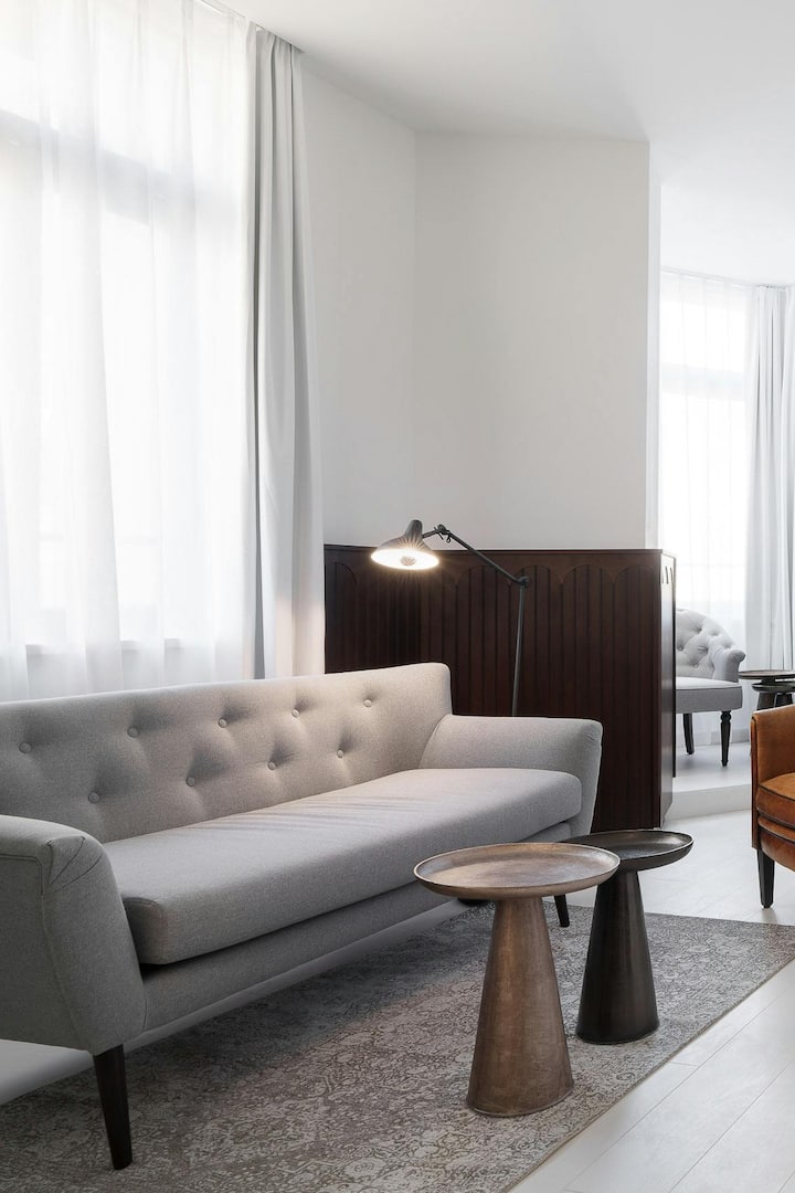 Resident Room Near The Famed Kö Shops - Stuttgart
