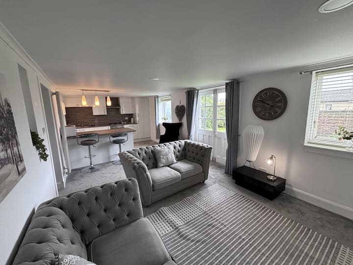 Fabulous Flat In Hotel Grounds - 린리스고