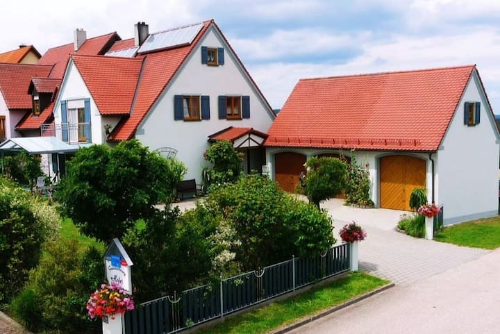Ferienwohnung Hofer, 40qm (Spalt) - Spalt