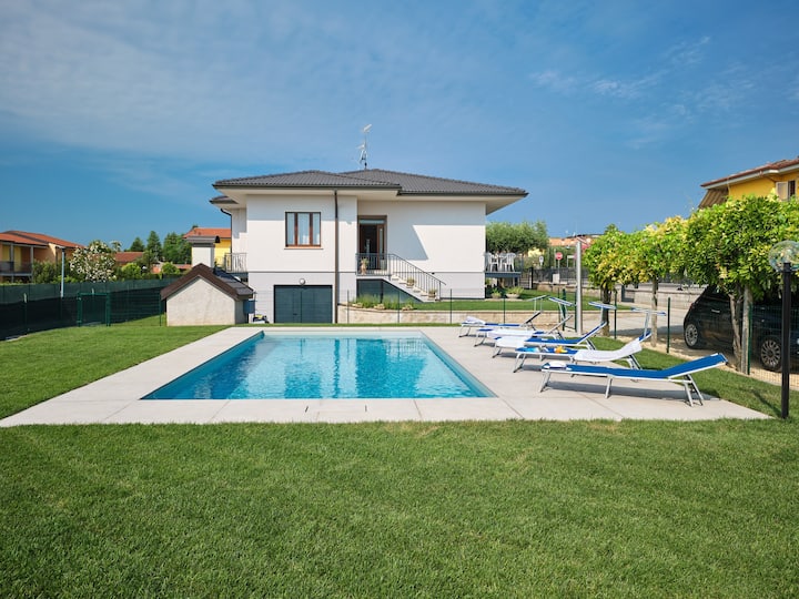 Regarda - Villa Harmony With Private Pool - Lazise