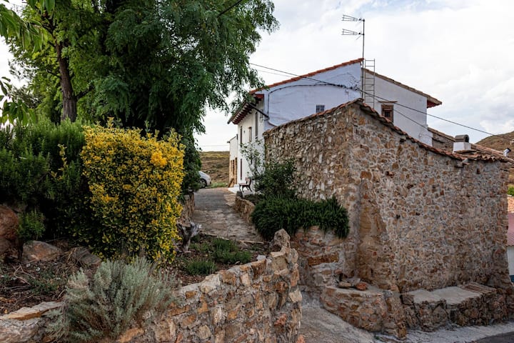 Maison à Albentosa - Mora de Rubielos