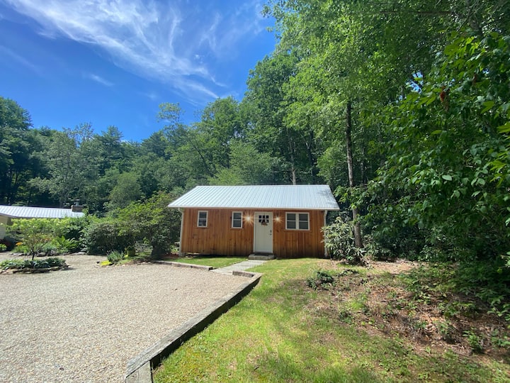 Baby Bear’s Den - Highlands, NC