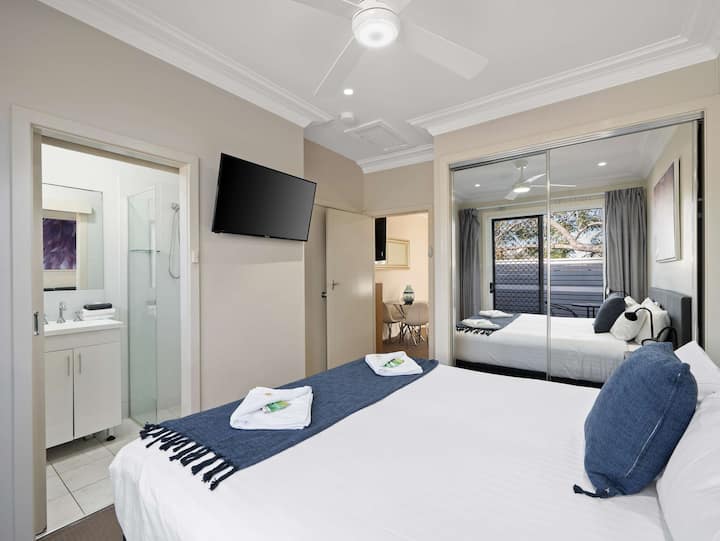 Prickly Pear Stays In Mayfield - Newcastle