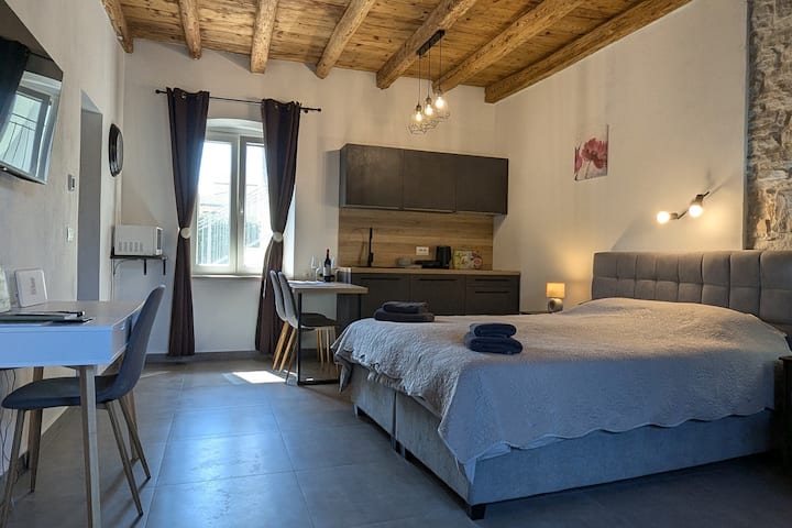 Appartement Pour 2 Personnes à Bale - Bale