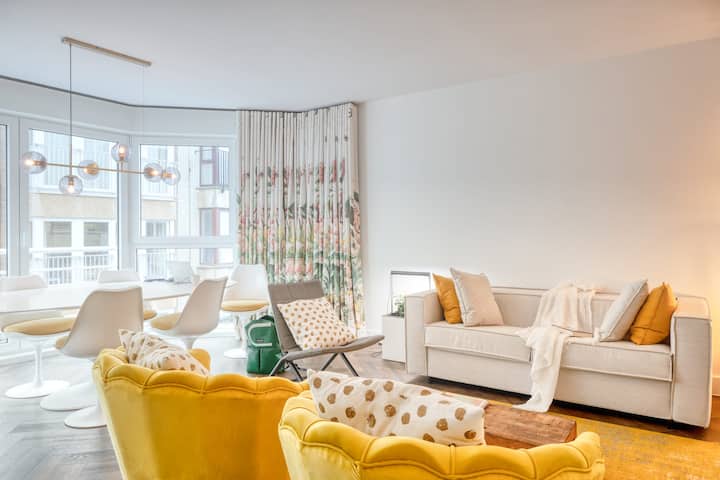 Seaside Haven For 6 With Parking In Knokke - Brugge