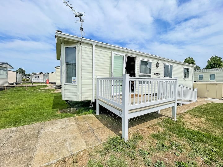 Caravan With Free Wifi At Felixstowe Ref 55005sw - Felixstowe