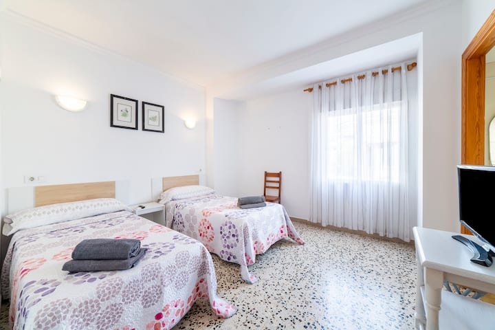 Doble Individual 12 - Roquetas de Mar