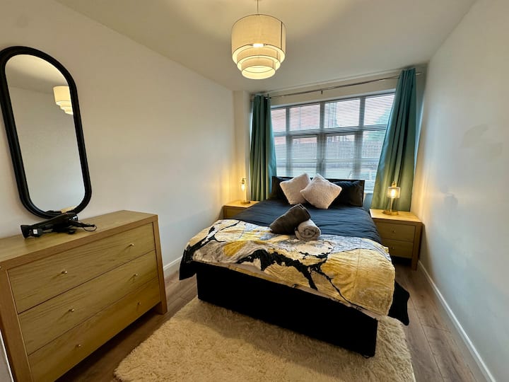 2br City Side Apartment - Belfast