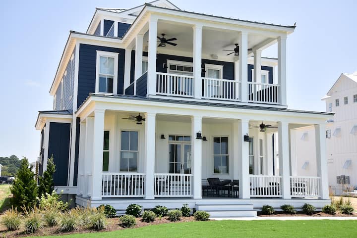 Bayfront Home Featuring Private Beach Access In Ba - Cape Charles, VA