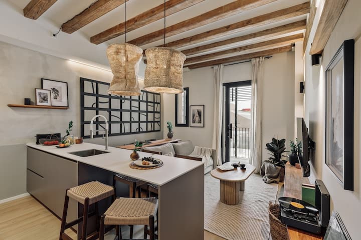 Minchin - 1 Bedroom, Balcony And Pool In Poblenou - Barcelona