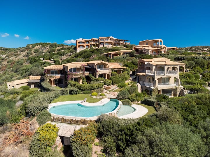Sherden - Seaview Apartment With Garden - Golfo Aranci