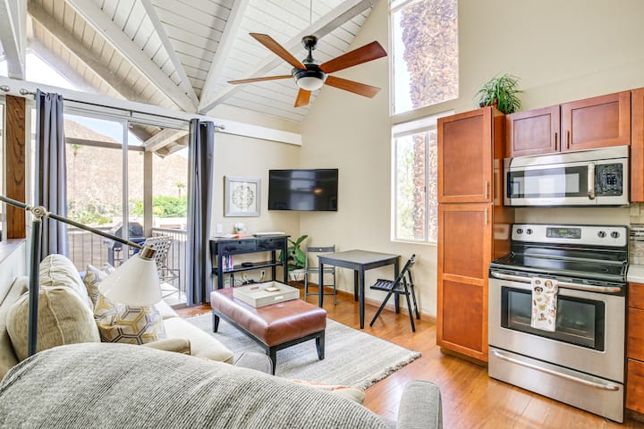 Pet-friendly Indian Wells Unit W/ Balcony & Views! - Indian Wells, CA