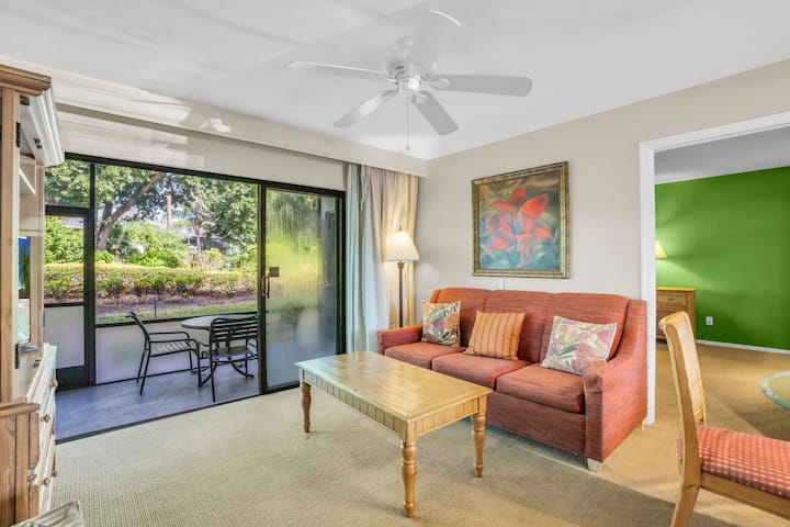 Walk From Lanai To Pool And More - Naples, FL