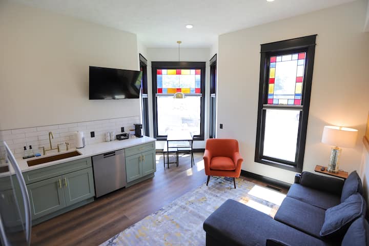 The Victorian - Unit A - Muskegon, MI