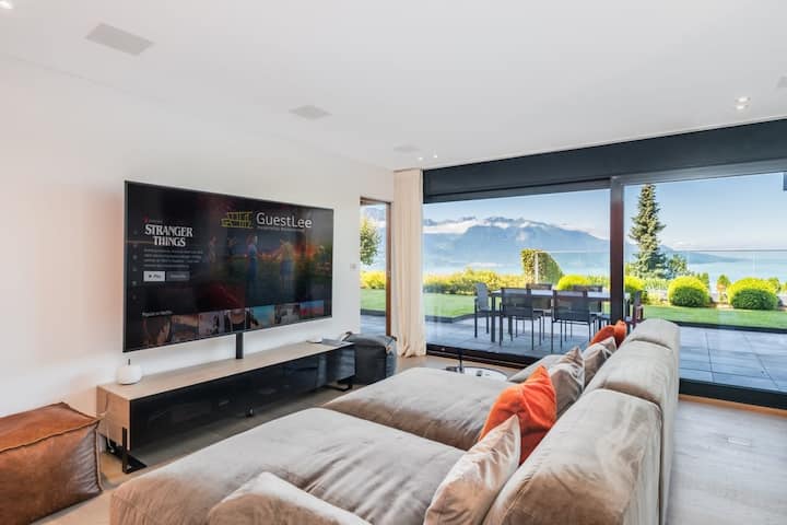 Charming And Spacious Residence In Brent - Vevey