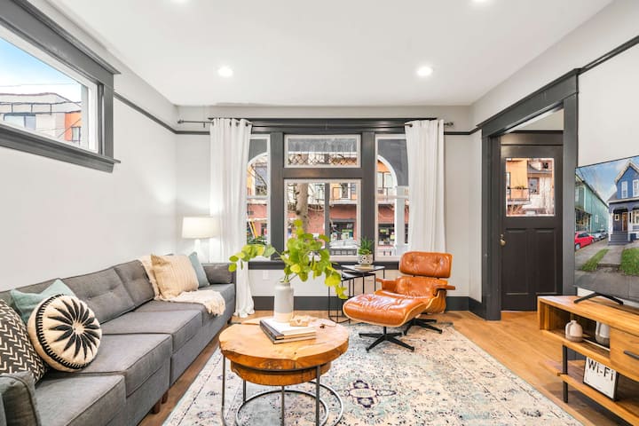 4br House • Parking • Great Eats • Ac • Deck - Portland, OR